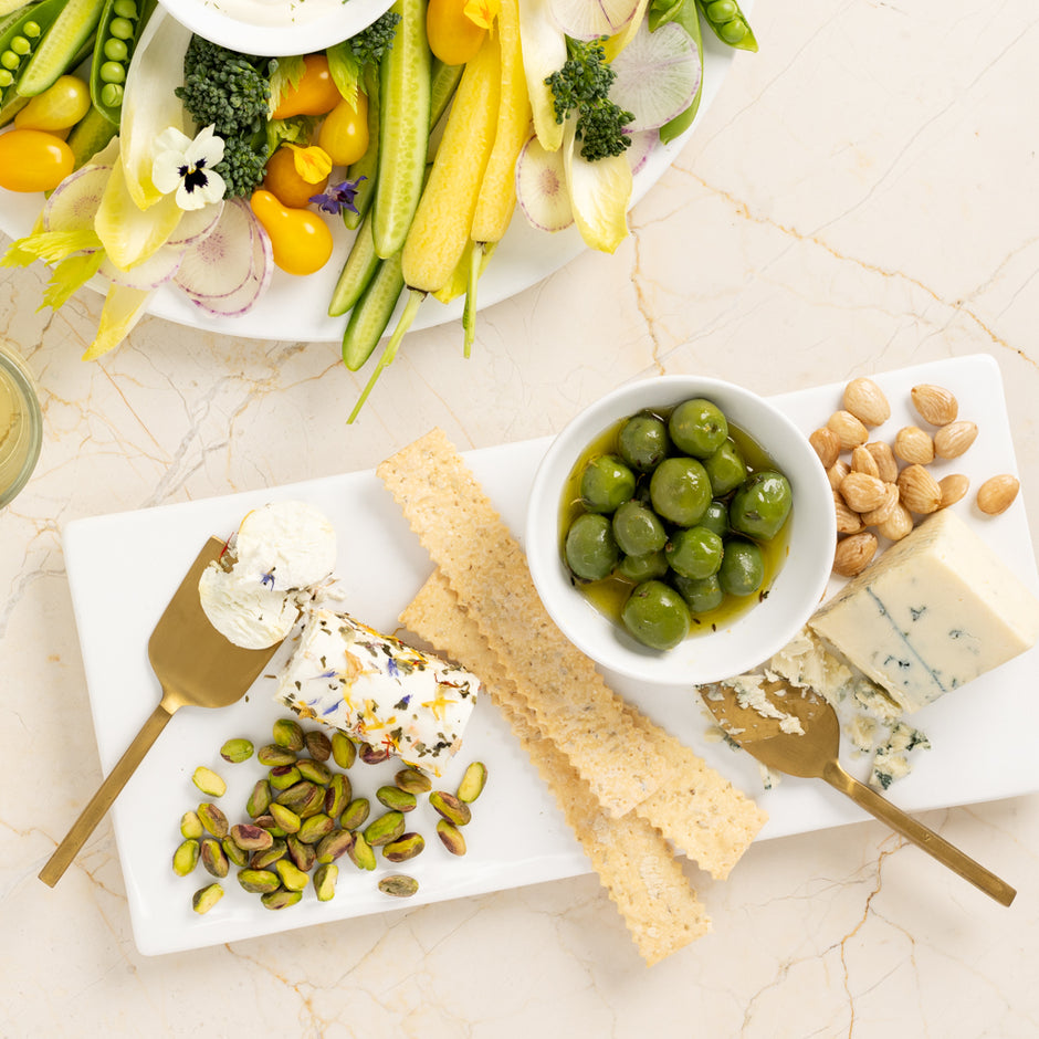 Modern Easter Tablescape for 2024 - Hudson Grace